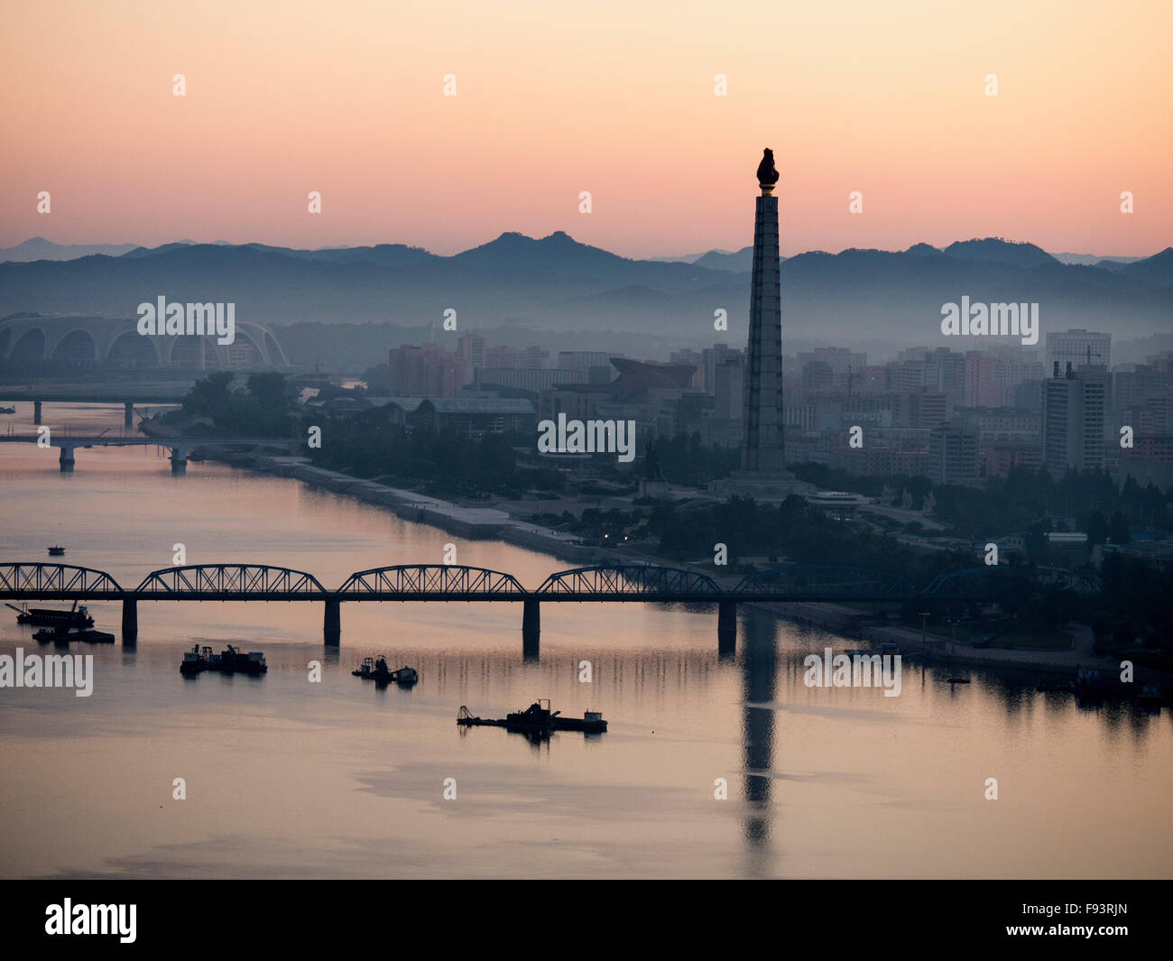 Juche tower taedong river hi-res stock photography and images - Alamy