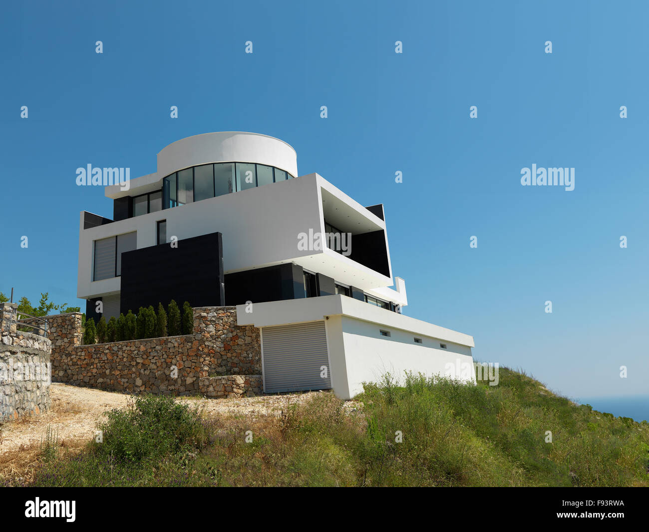 External view of a contemporary house modern villa Stock Photo - Alamy