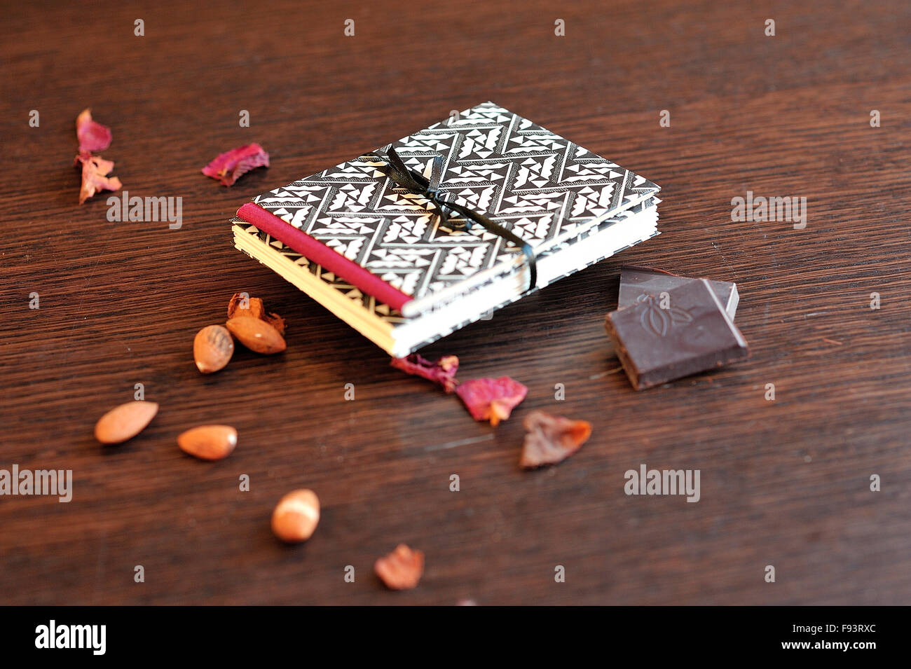 Handcrafted journals hi-res stock photography and images - Alamy