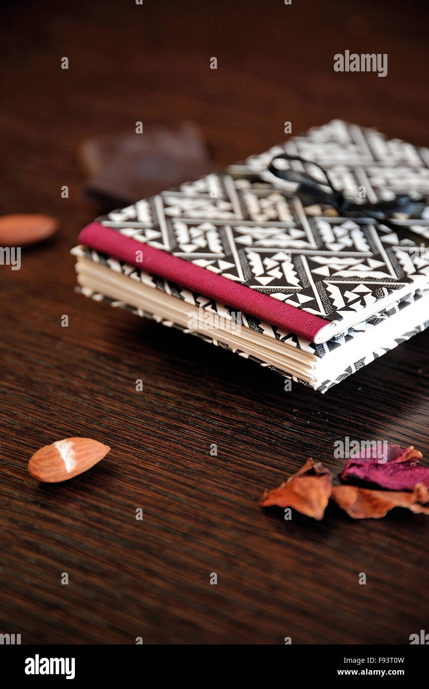 Handcrafted journals hi-res stock photography and images - Alamy