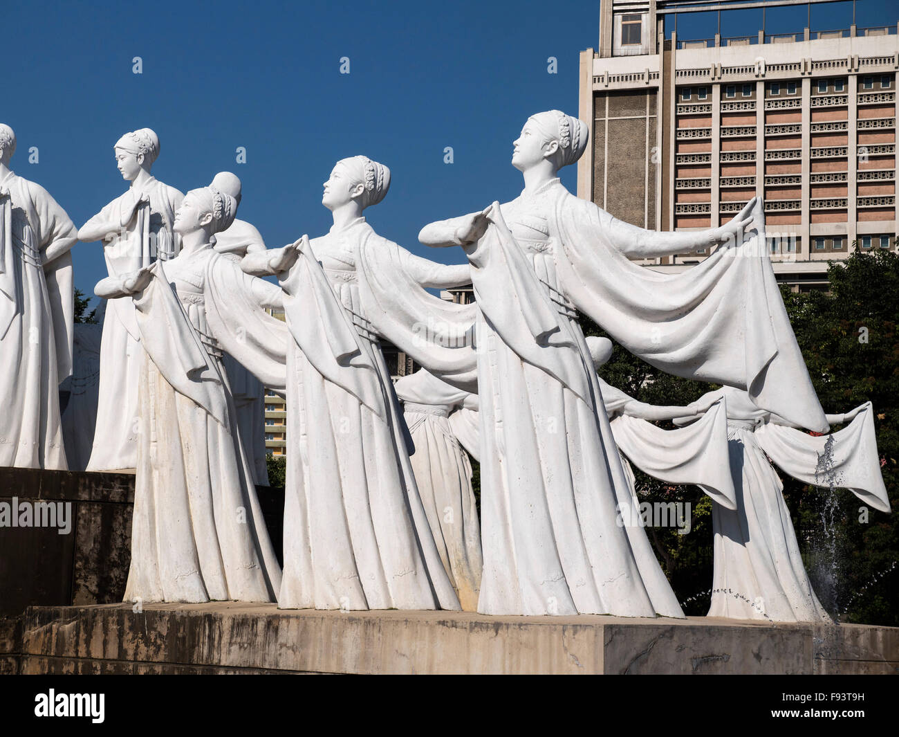 Mansudae fountain park hi-res stock photography and images - Alamy