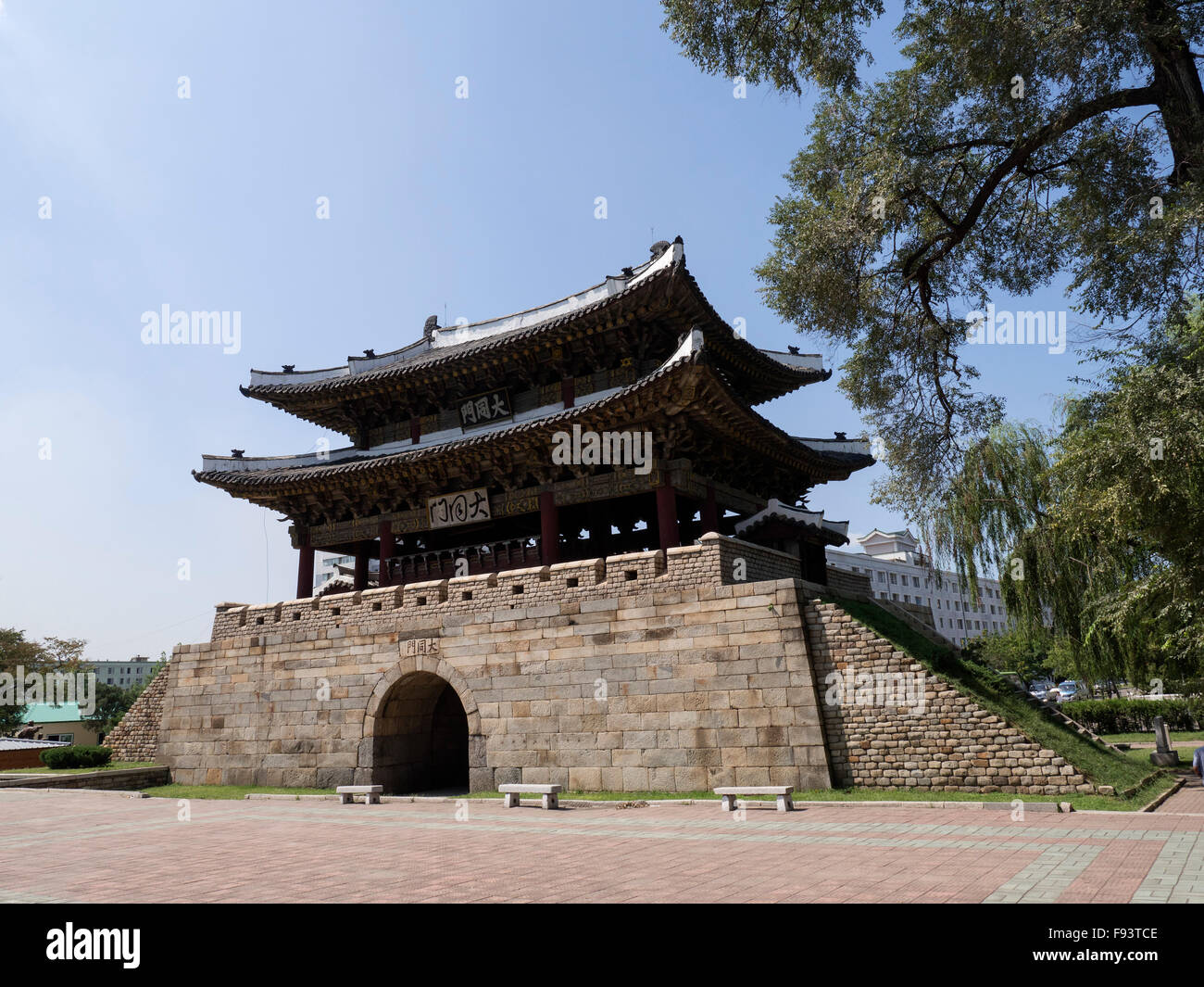 oIld city gate TaeDongMun, Pyongyang,, North Korea, Asia Stock Photo ...