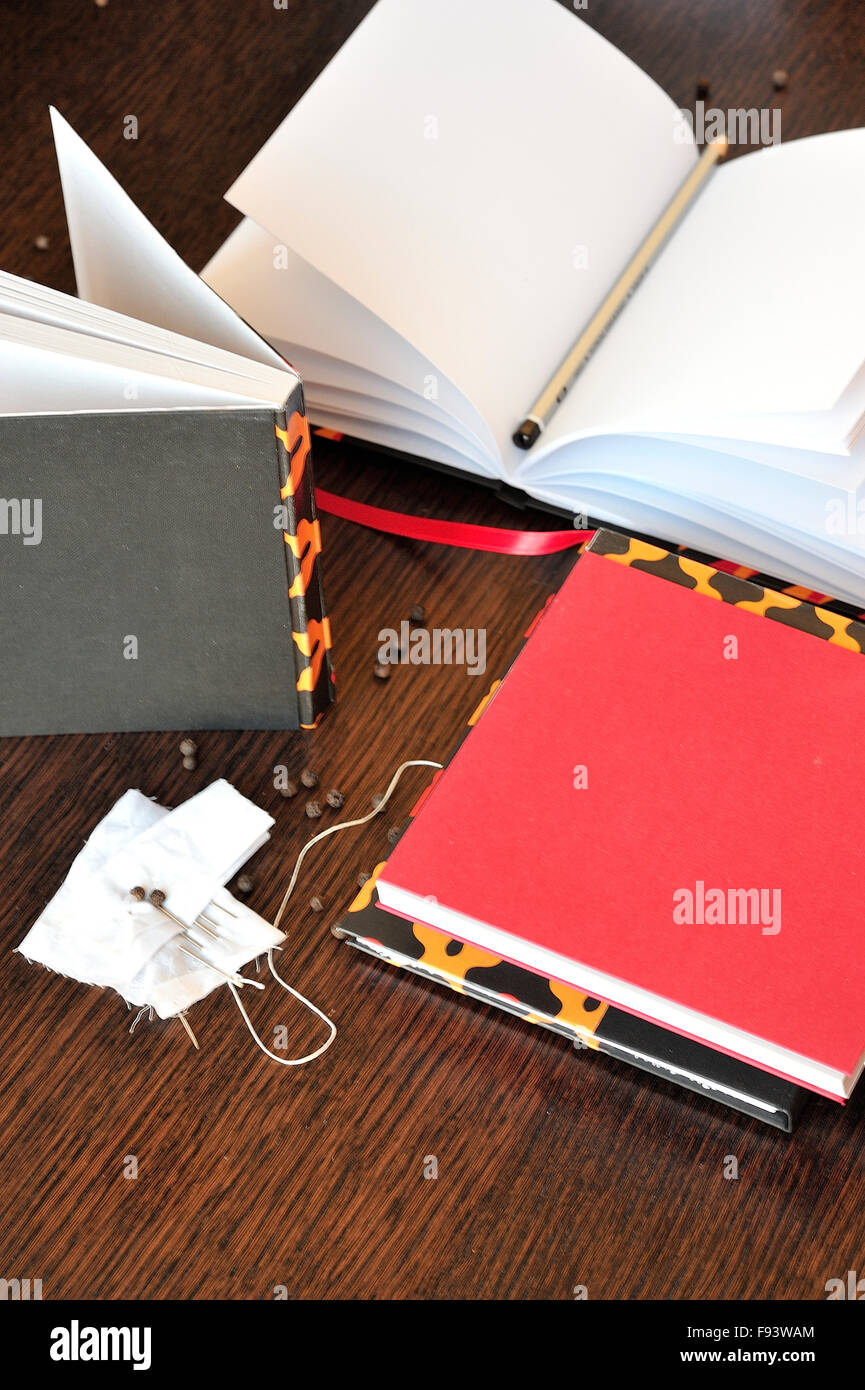 Handcrafted journals hi-res stock photography and images - Alamy
