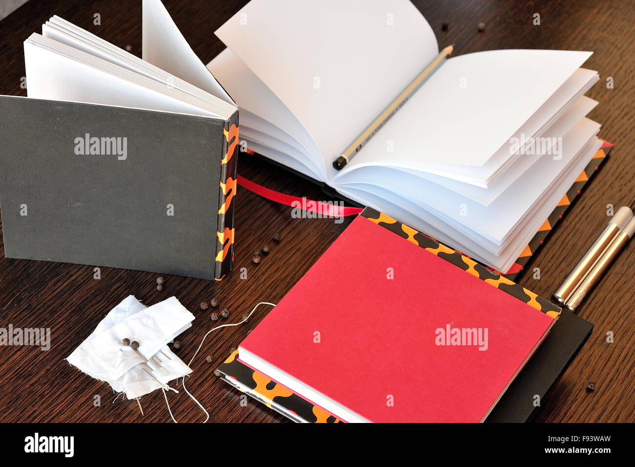 Handcrafted journals hi-res stock photography and images - Alamy