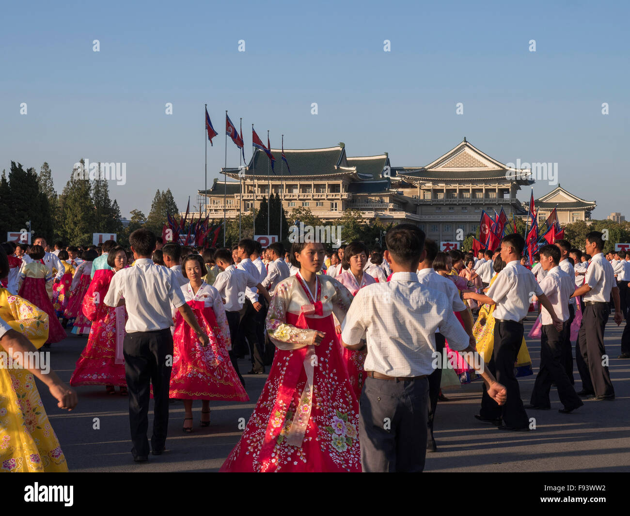 North korean dance hi-res stock photography and images - Alamy