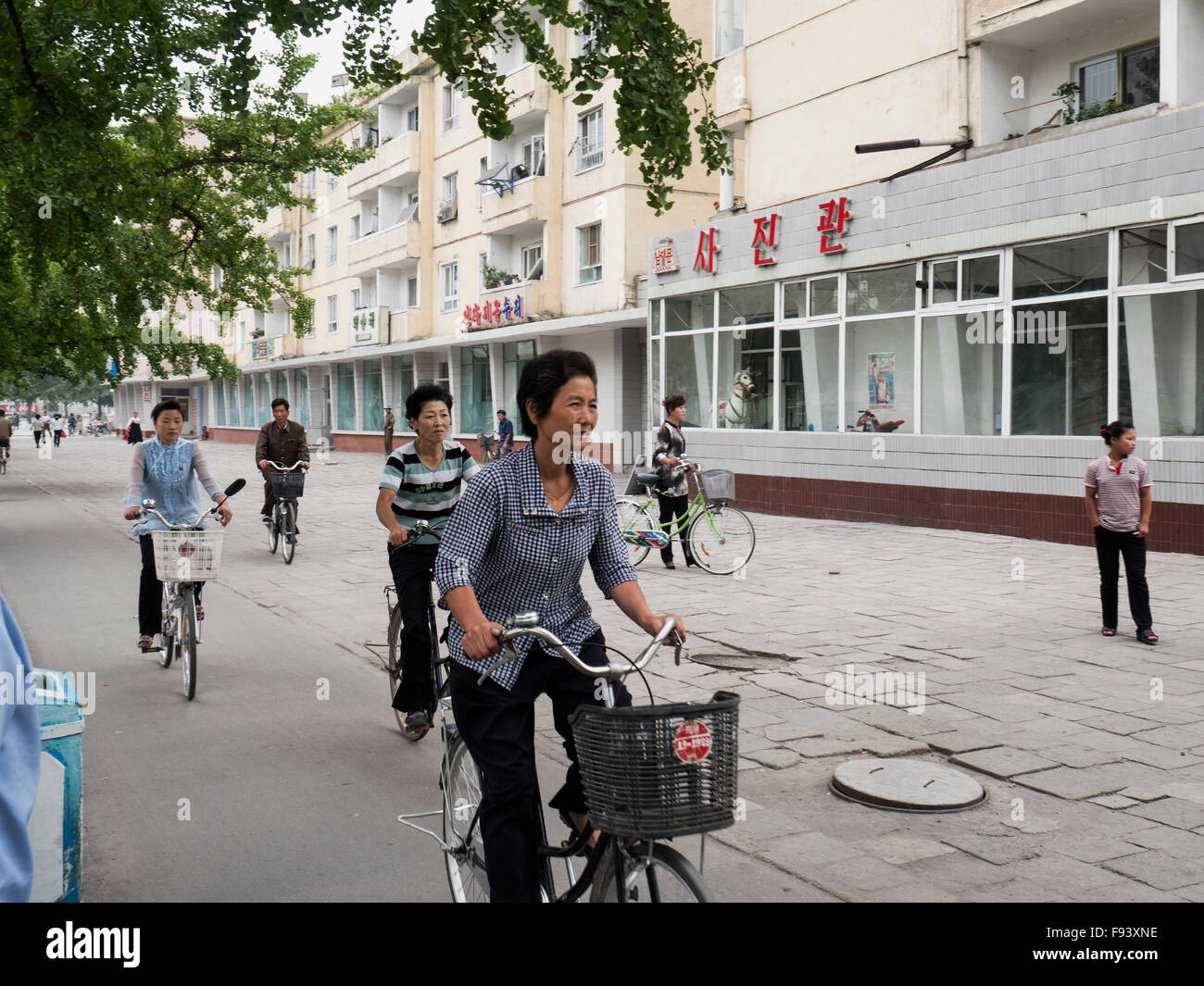 Street north korea hi-res stock photography and images - Alamy