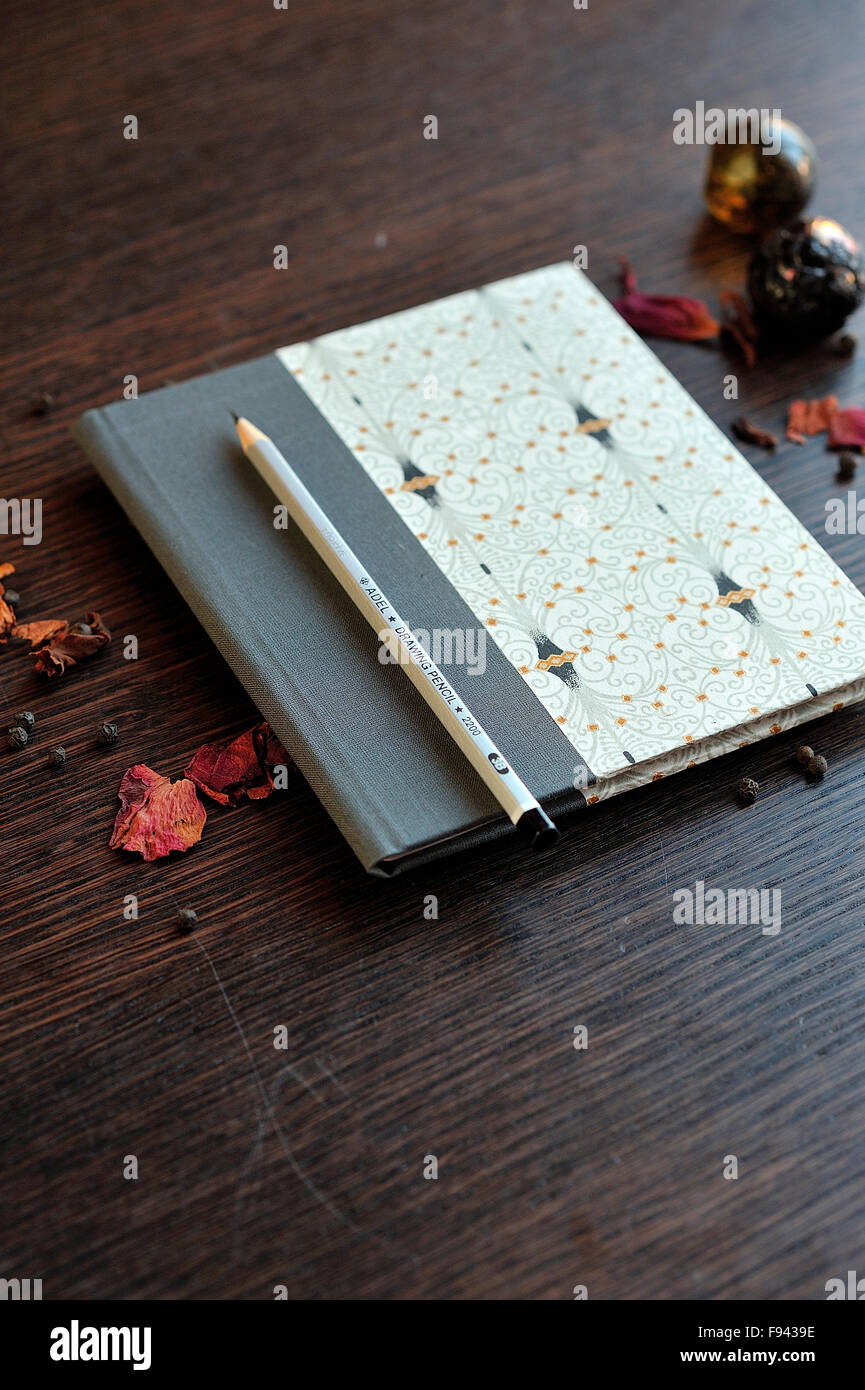 Hand made, stylish journal. Hand crafted, textured quality paper ...