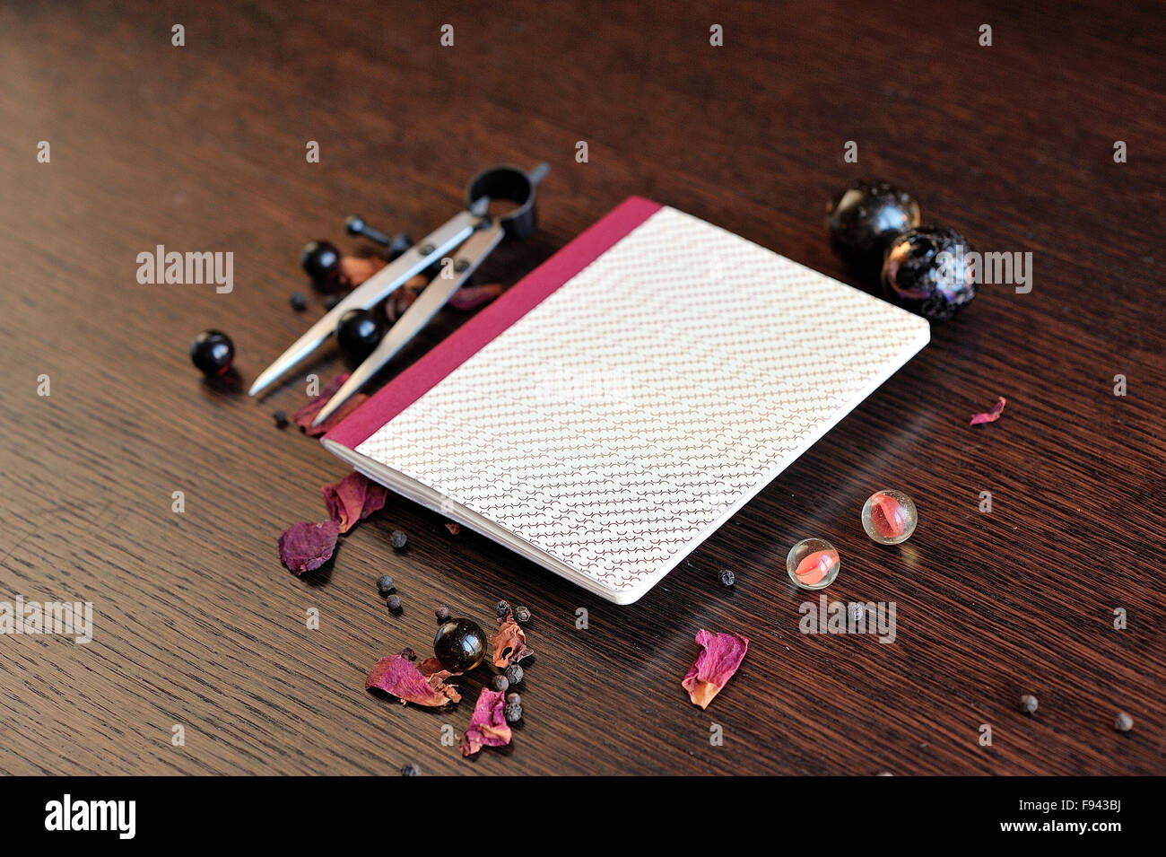 Hand made, stylish journal. Hand crafted, textured quality paper ...