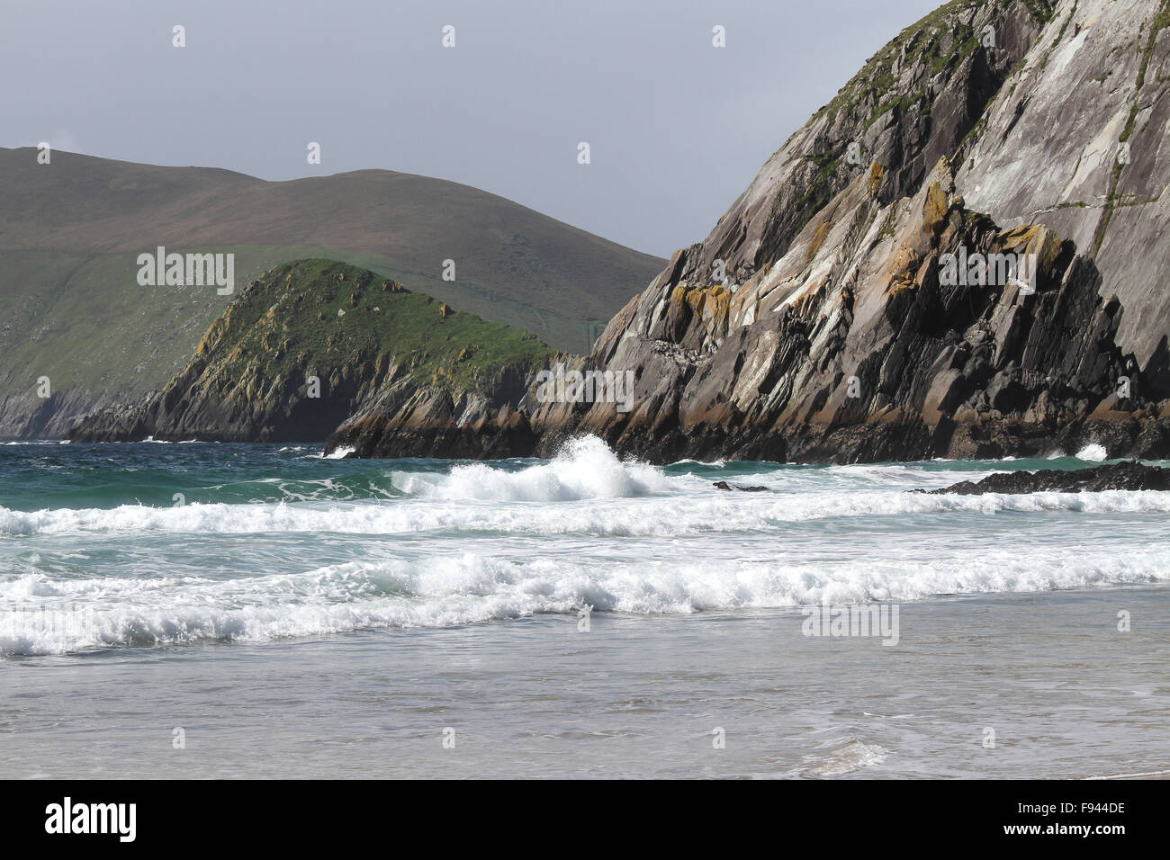 The west coast of Ireland at Coumeenole Beach, Dunmore Head on the ...