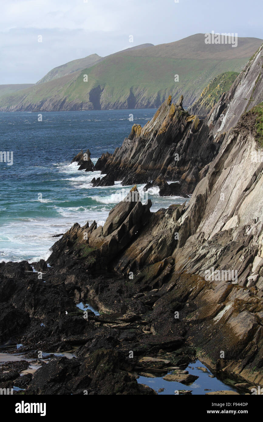 Rocks on Ireland's Atlantic coast at Dunmore Head on the Dingle ...