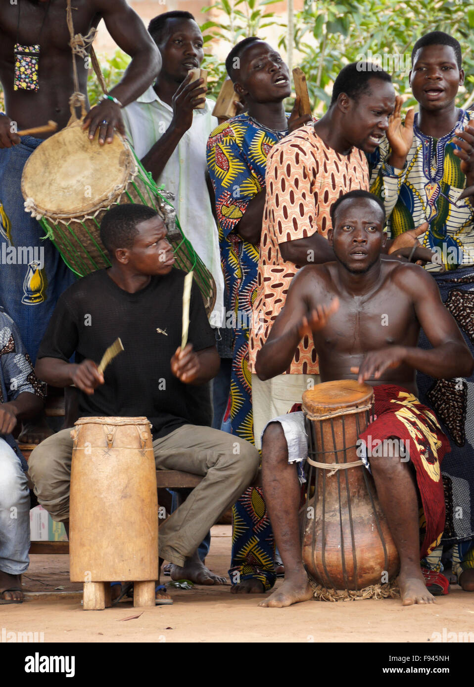 Music and singing at a vodun (voodoo) ceremony for Gambada divinity ...