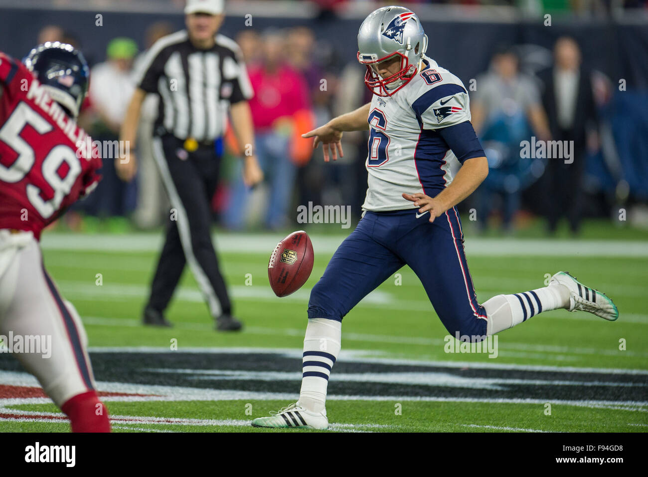 Houston, Texas, USA. 13th Dec, 2015. New England Patriots punter Ryan ...