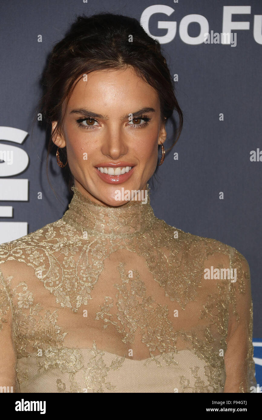 New York, New York, USA. 13th Dec, 2015. Model ALESSANDRA AMBROSIO ...