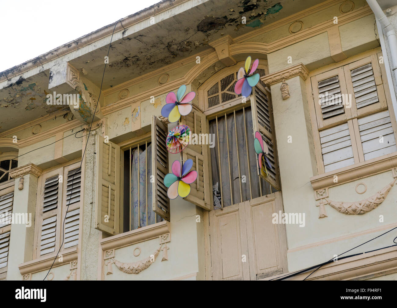 Old Colonial House Windows In The Unesco World Heritage Zone, Penang ...
