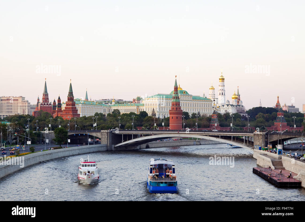 Kind to the Moscow Kremlin and Moskva River Stock Photo - Alamy