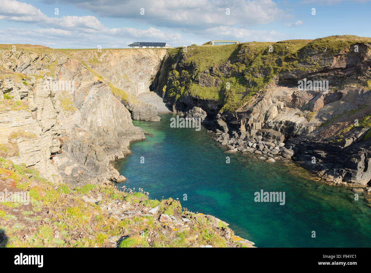 Cornwall cove with beautiful blue turquoise sea between Treyarnon and ...