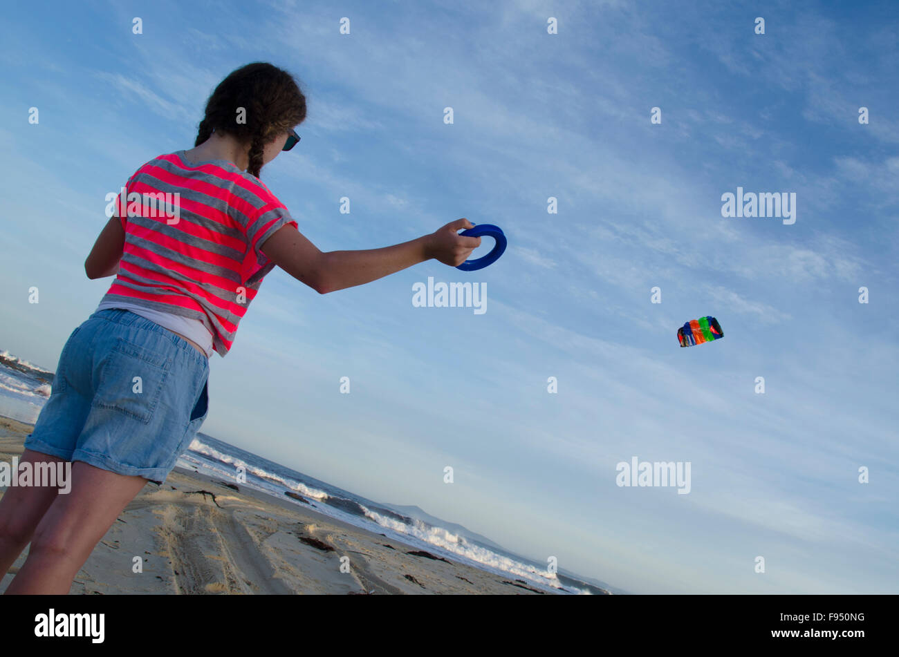 Flying kite no wind hi-res stock photography and images - Alamy