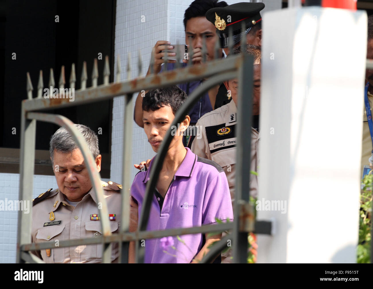 Bangkok, Thailand. 14th Dec, 2015. Thai Aathorities lead Mr.Thanakorn Siripaiboon (R) 27-years ...