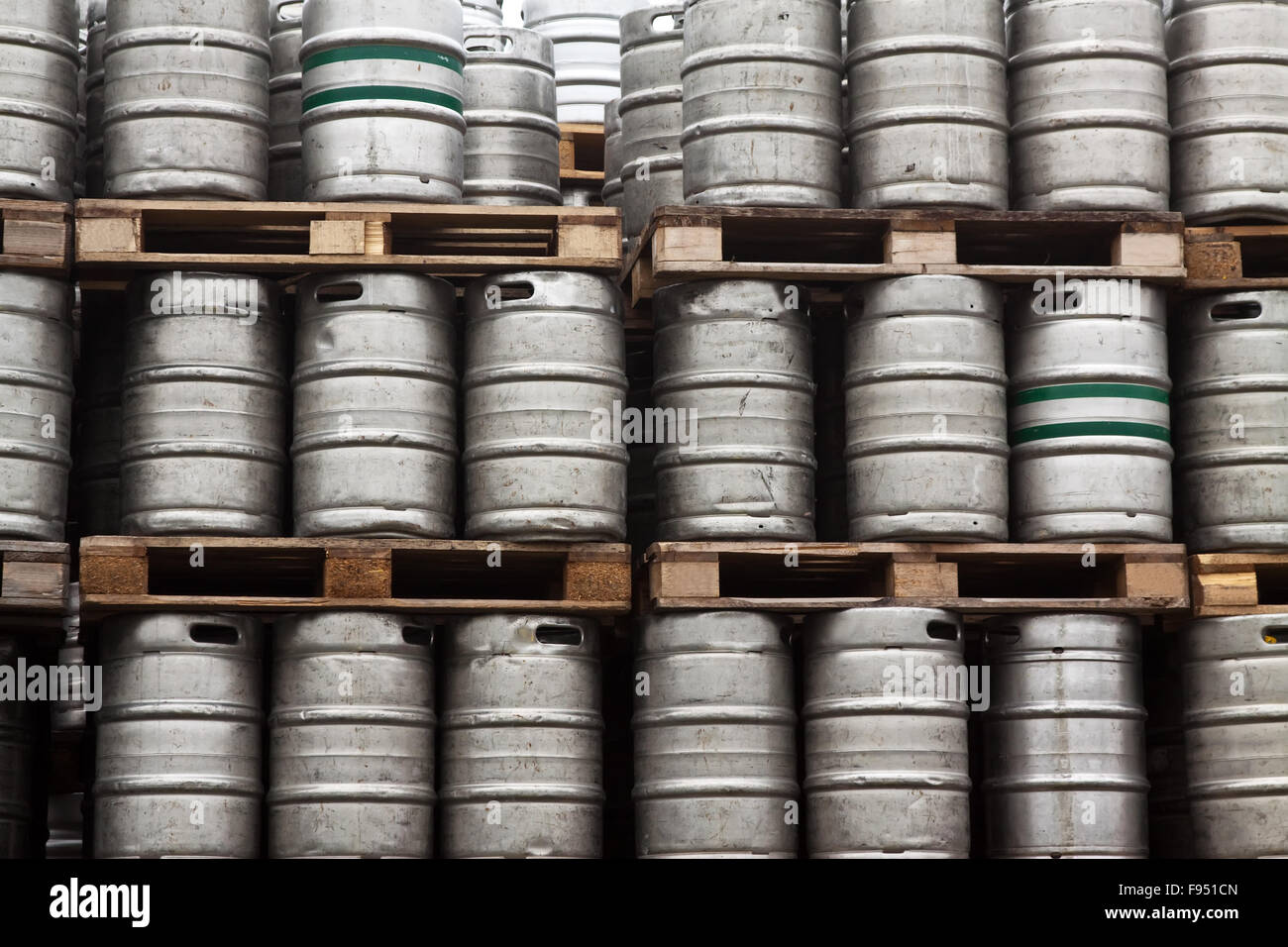 Stack aluminum beer barrels kegs hi-res stock photography and images ...