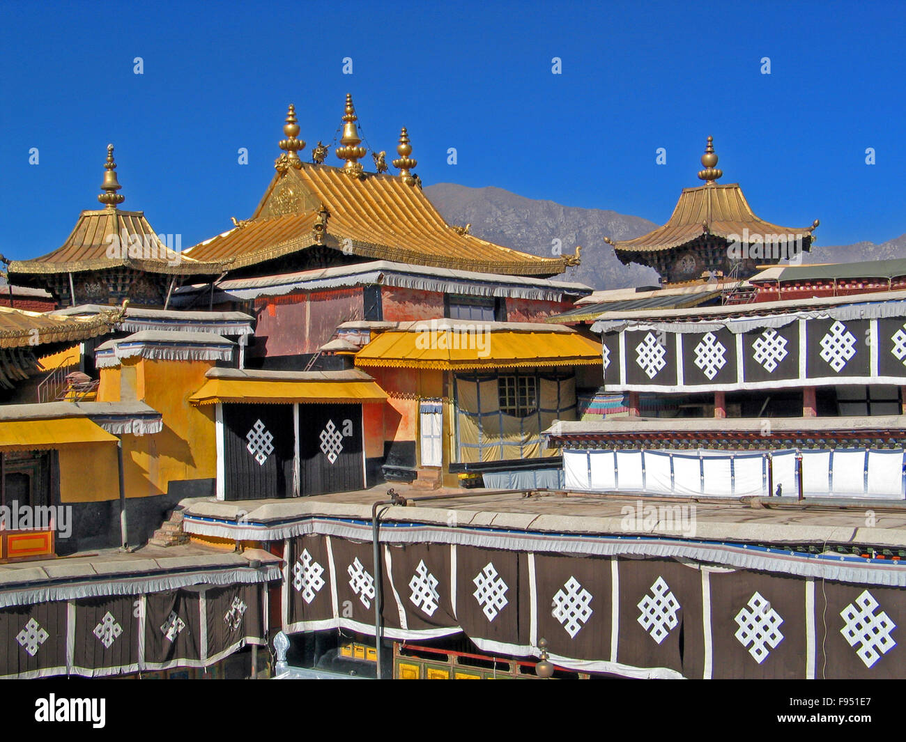 Potala palace interior hi-res stock photography and images - Alamy