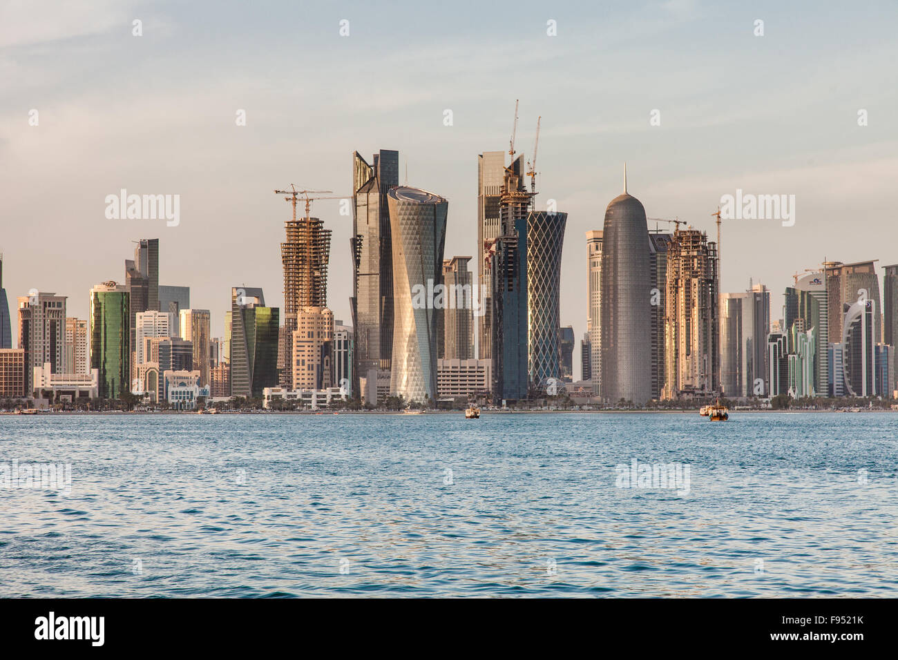 Doha silhouette hi-res stock photography and images - Alamy