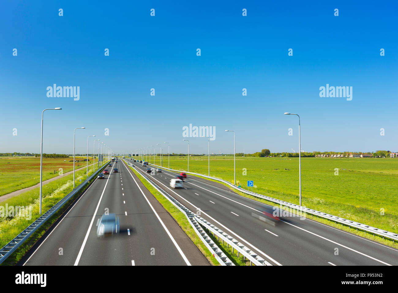 Highway hi-res stock photography and images - Alamy