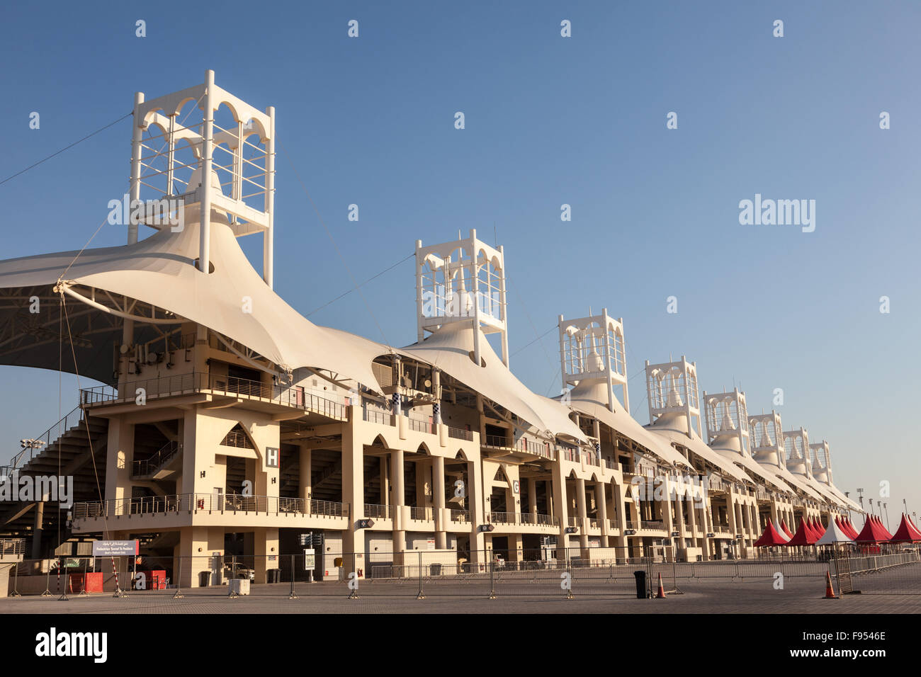 Bahrain international circuit hi-res stock photography and images - Alamy