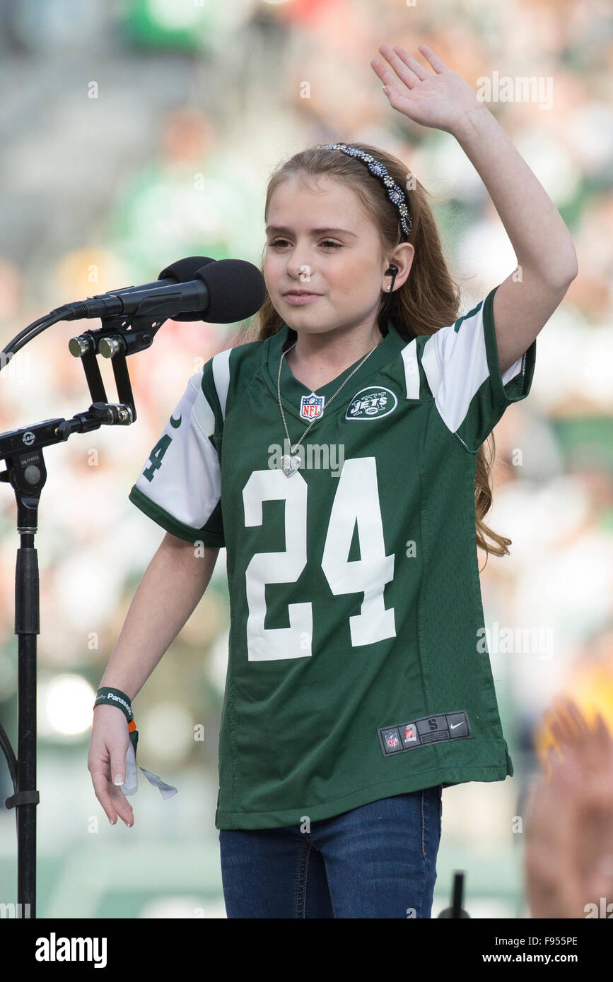 East Rutherford, New Jersey, USA. 13th Dec, 2015. Brianna Collichio ...