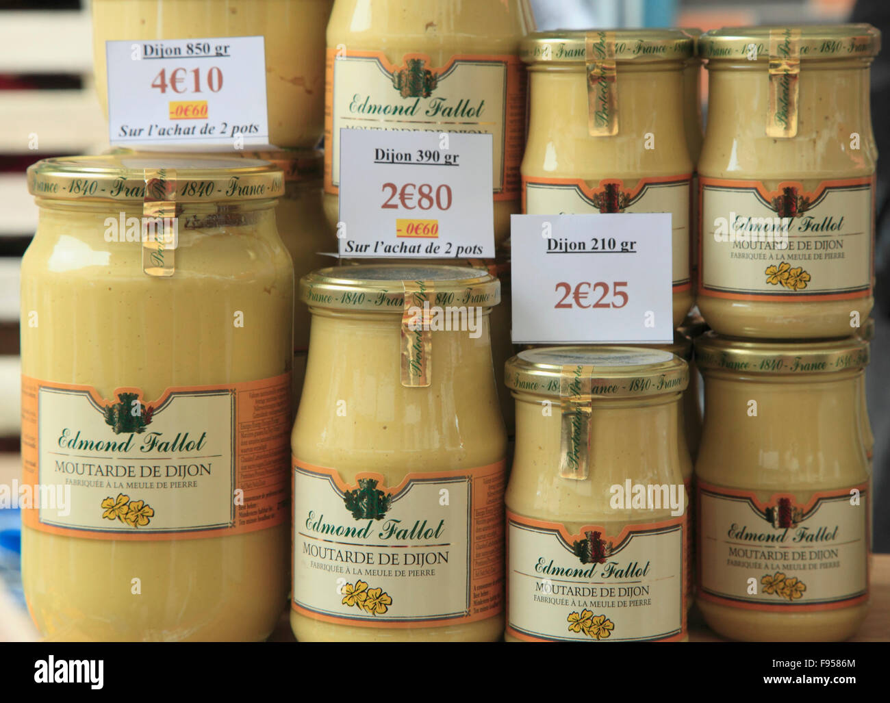 Pots france hi-res stock photography and images - Alamy