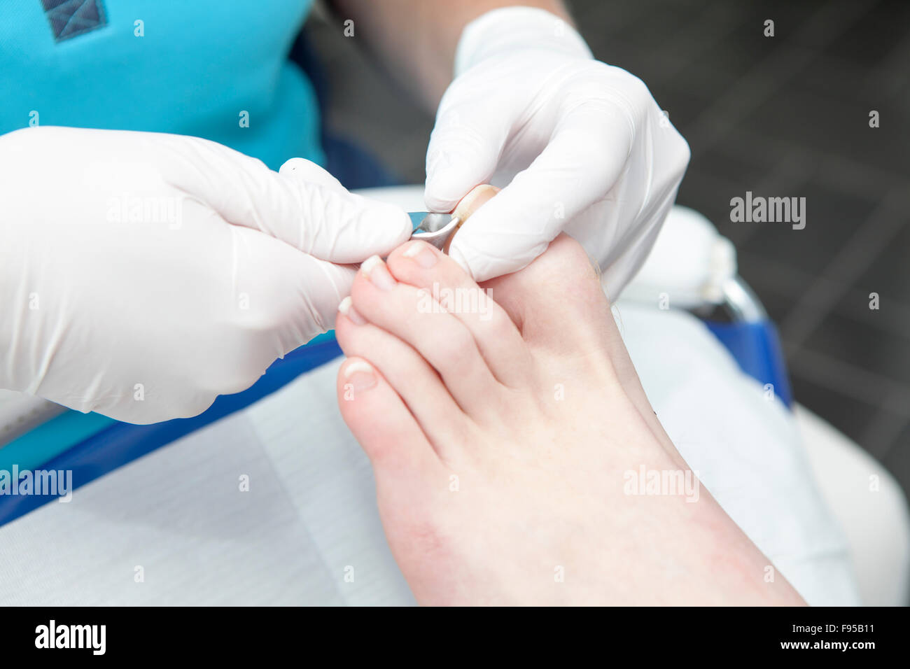 Cutting toe nails hi-res stock photography and images - Alamy