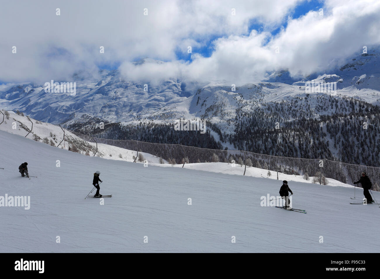 Winter snow, Zermatt ski resort, Valais canton, Pennine Alps, southern ...