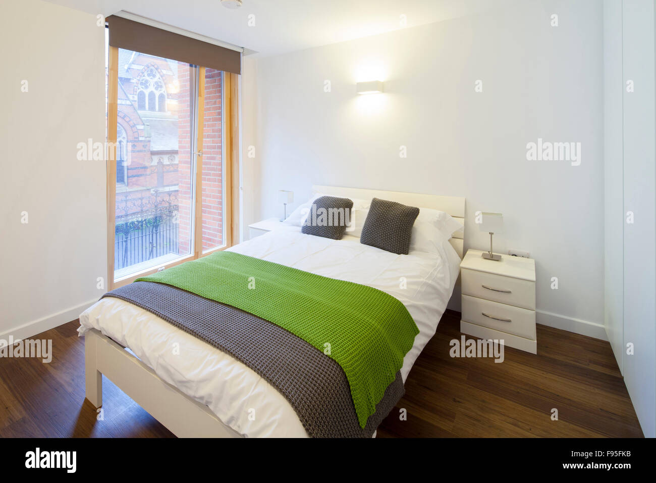 Modern ceiling square hi-res stock photography and images - Alamy