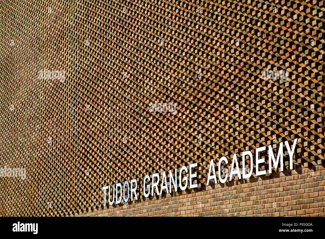 Comprehensive school uk sign hi-res stock photography and images - Alamy