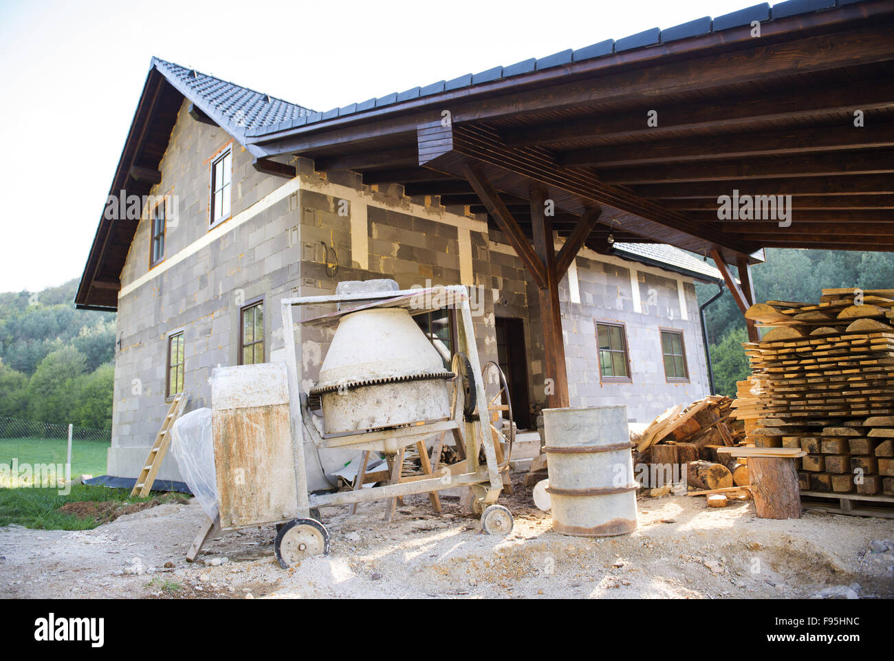 Building and Construction Site in progress to new house Stock Photo - Alamy