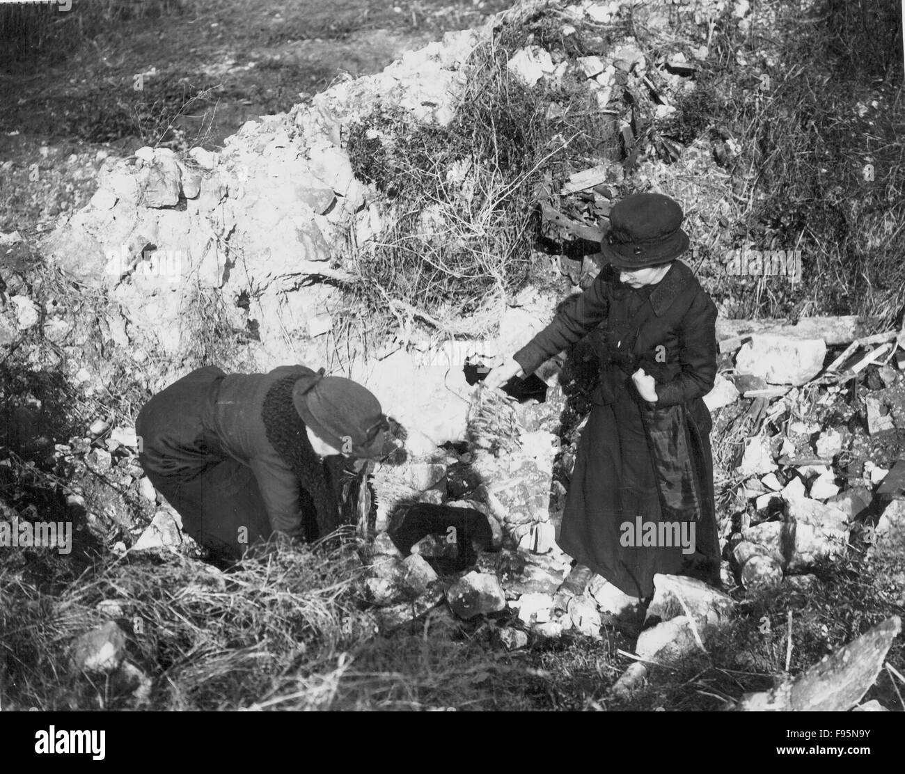 Home front ww1 hi-res stock photography and images - Alamy