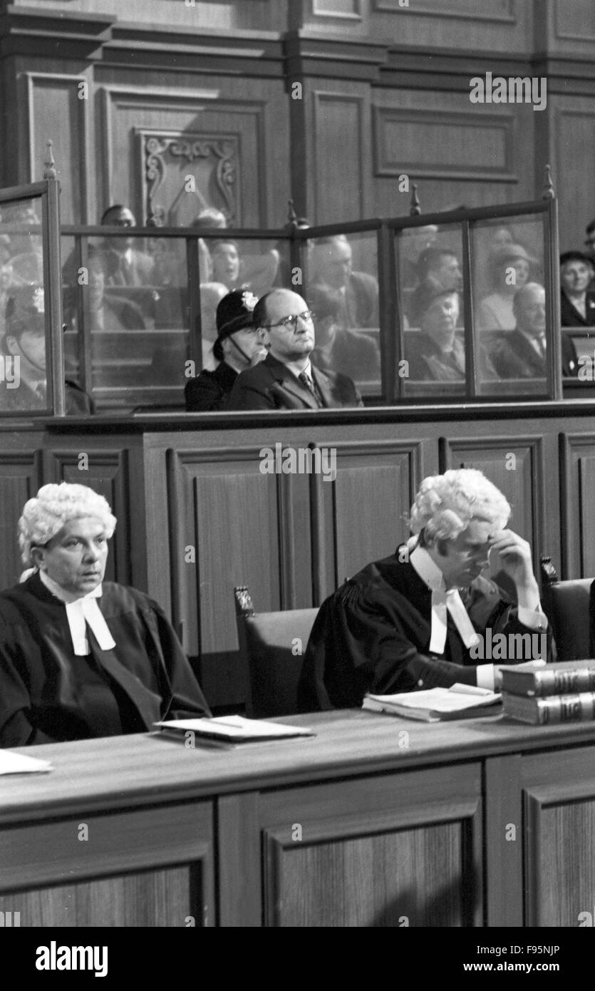 Krimi film Black and White Stock Photos & Images - Alamy