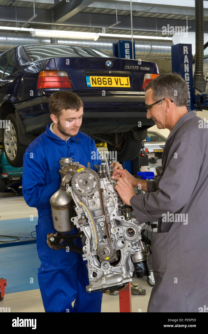 Mechanic apprenticeship hi-res stock photography and images - Alamy