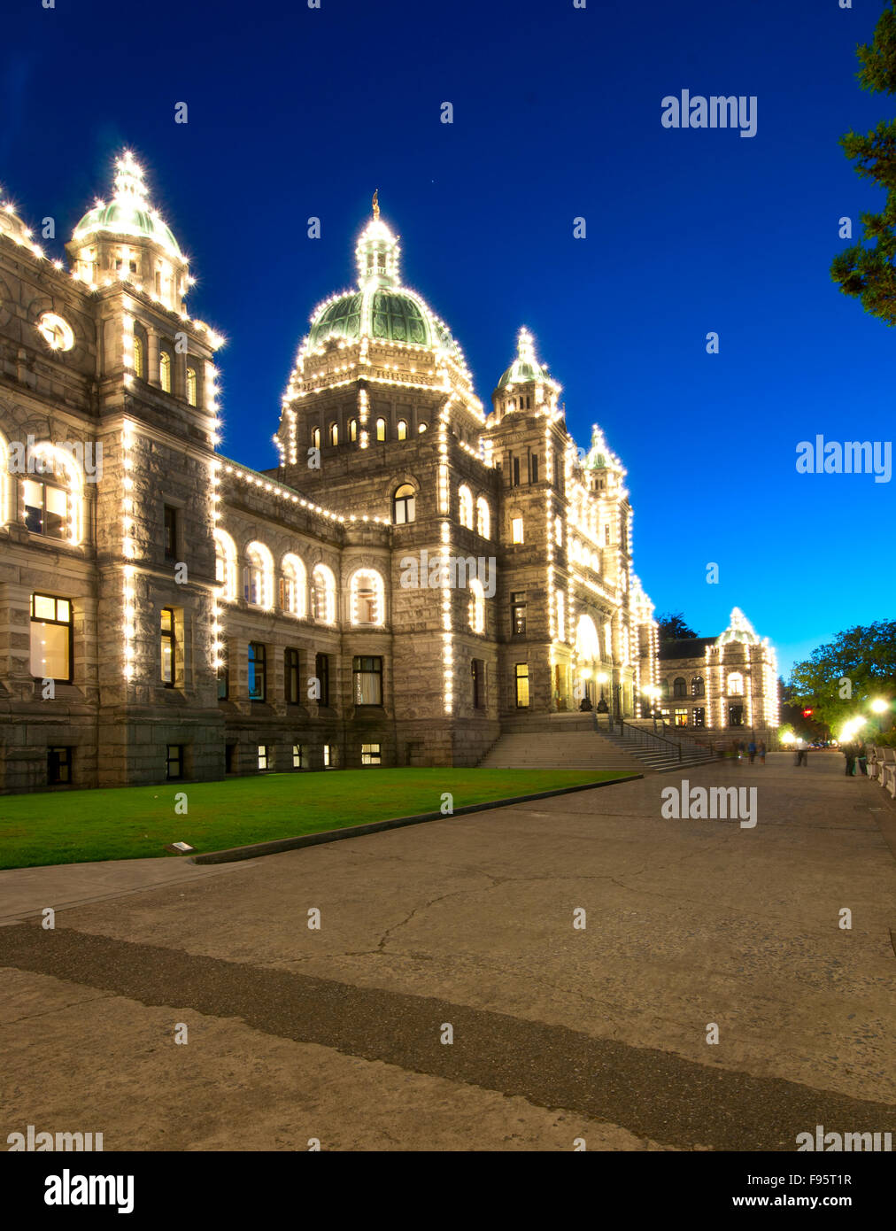 The BC Legislative Assembly gathers in the parliament buildings in ...