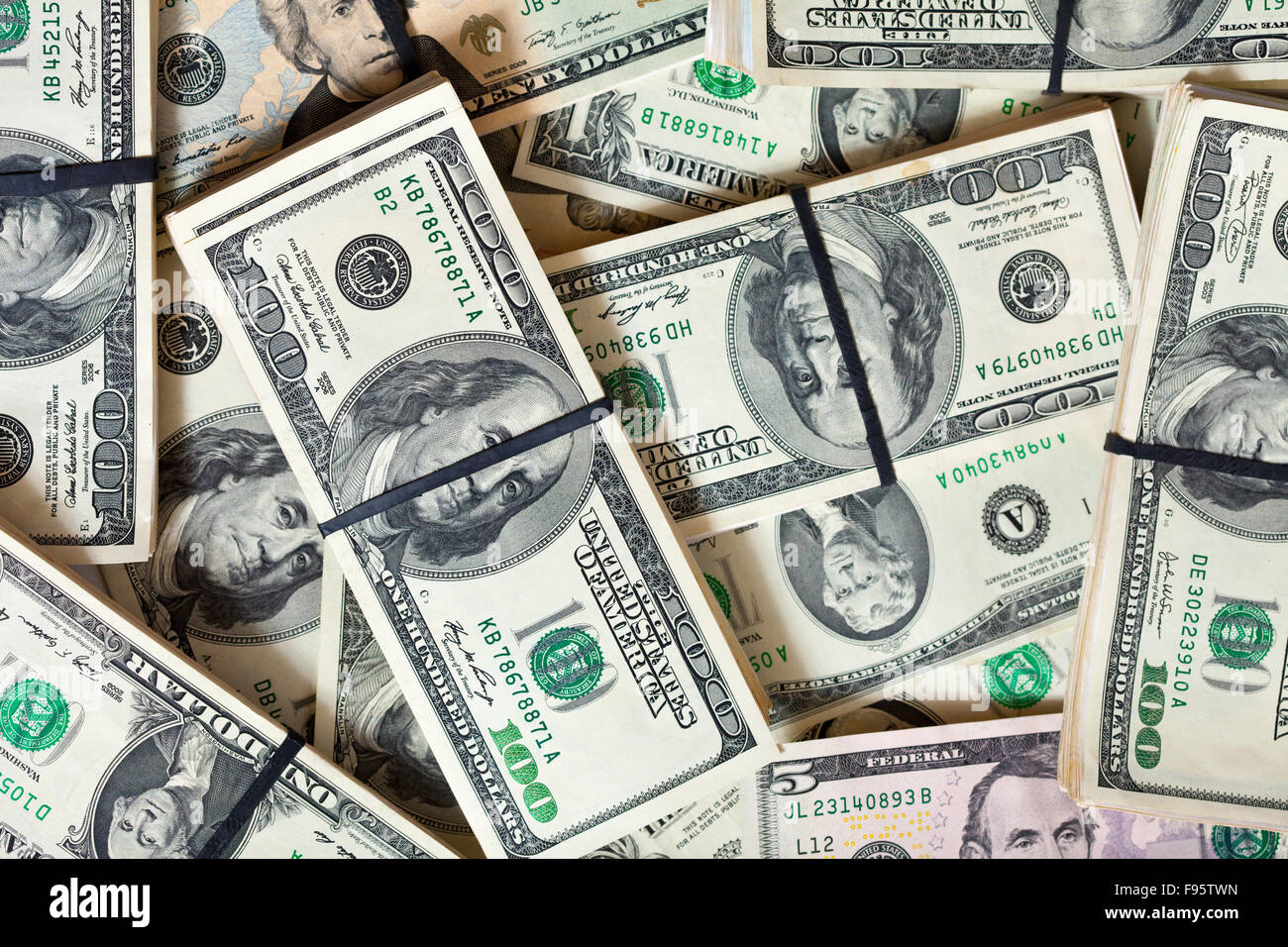 Many $ 100 banknotes background Stock Photo - Alamy