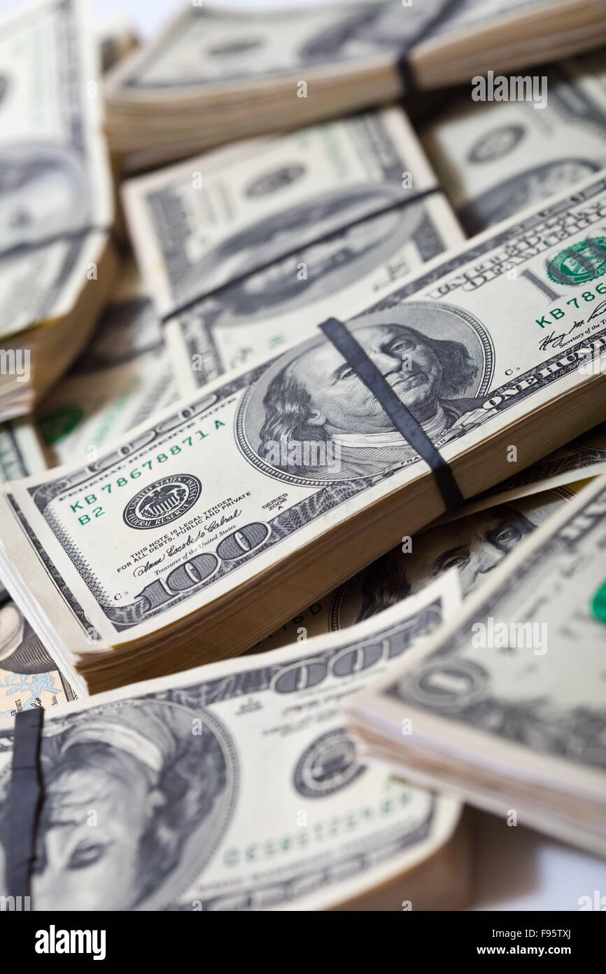 Many $ 100 banknotes background Stock Photo - Alamy