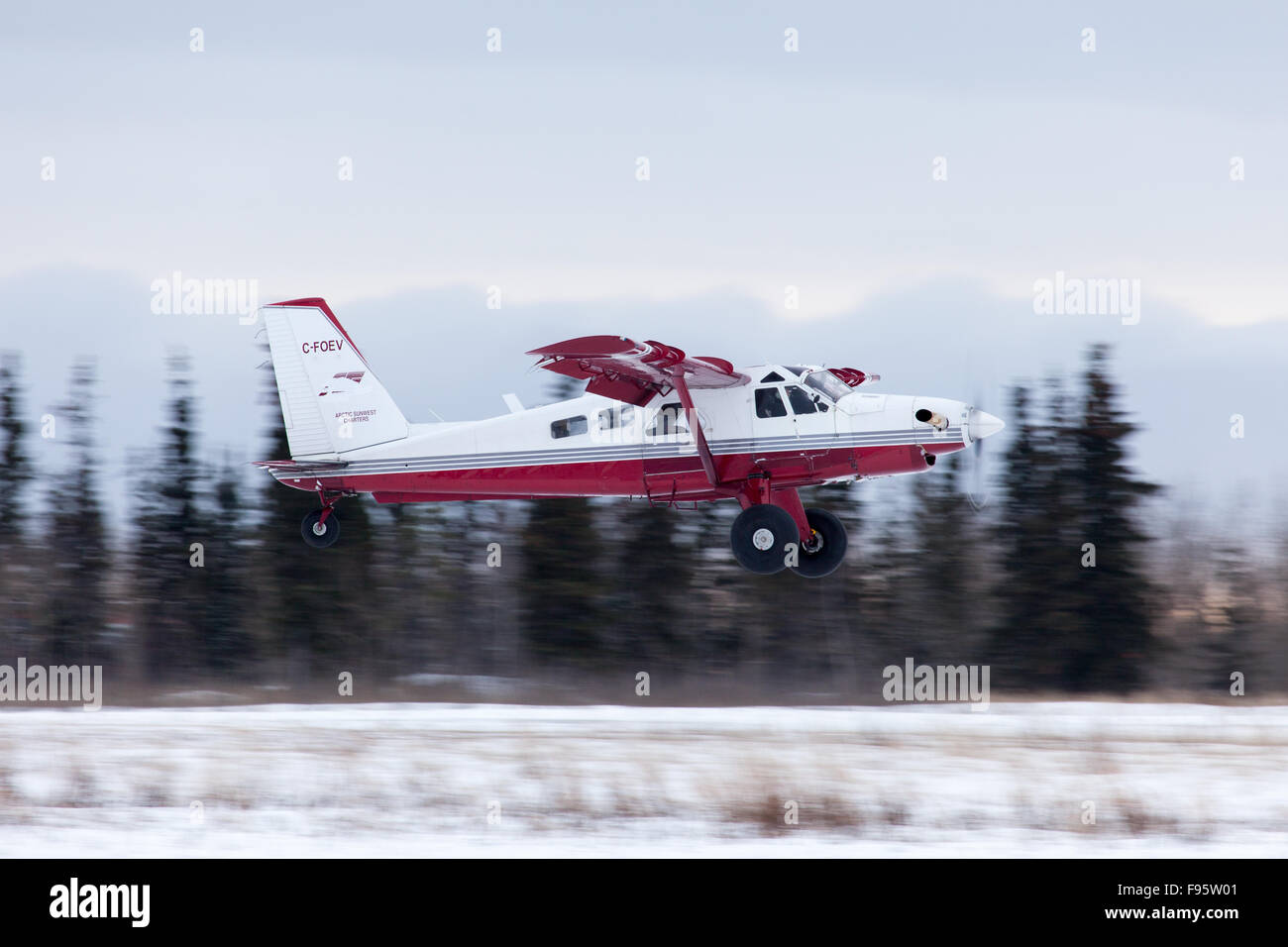 De havilland beaver float plane hi-res stock photography and images - Alamy