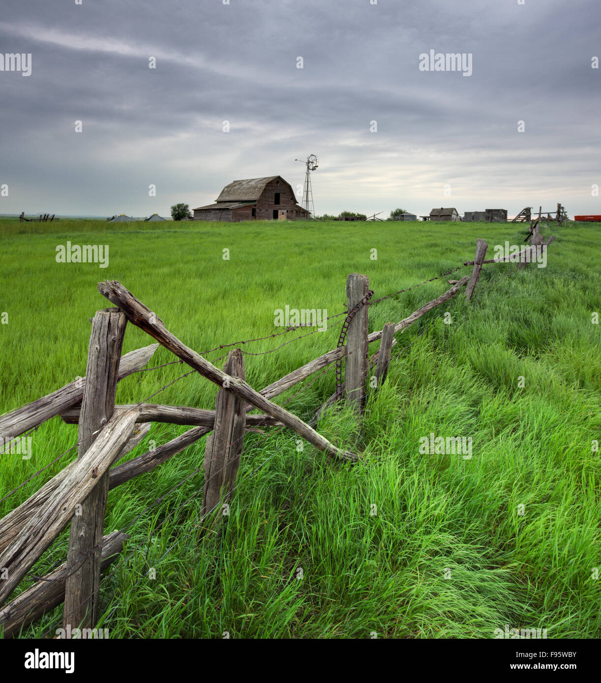 Derelict farm near Leader Saskatchewan (Property Released Stock Photo ...