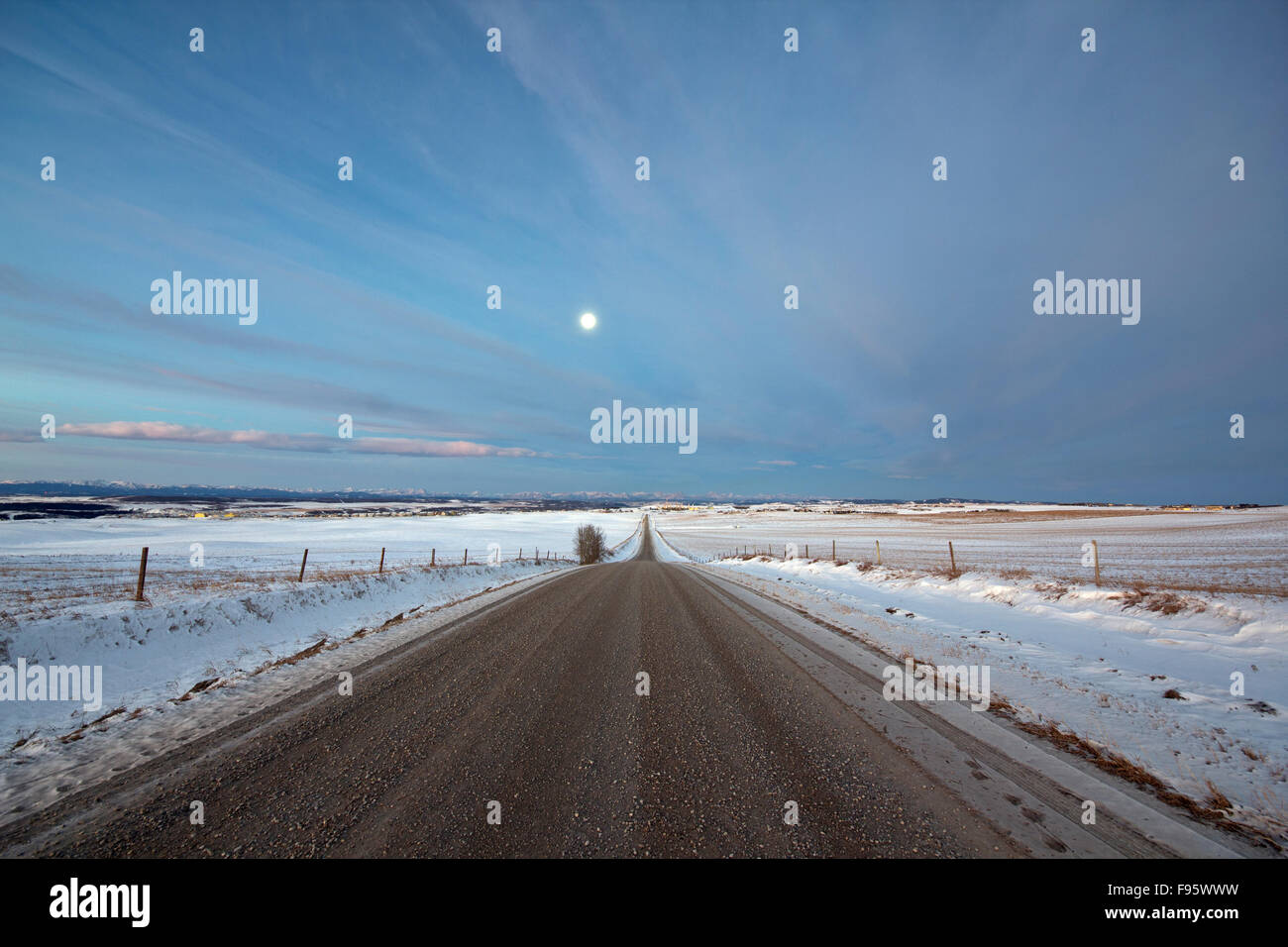 Alberta roads gravel hi-res stock photography and images - Alamy