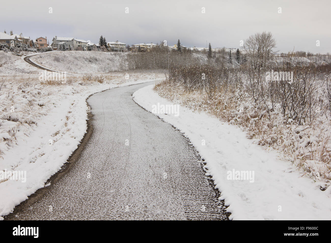 Pathway along the bow river in cochrane hi-res stock photography and ...