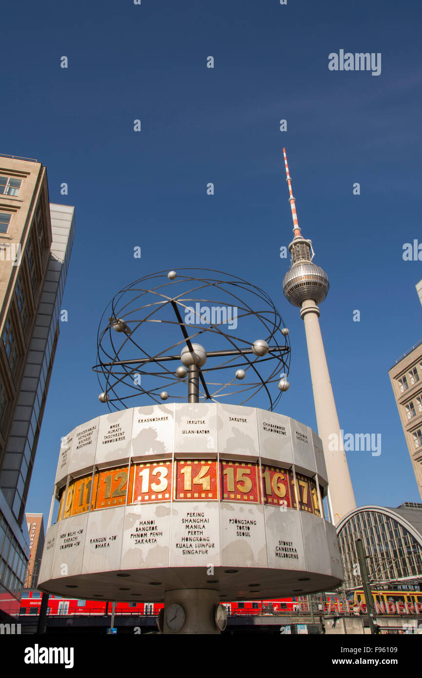 Worldtime clock alexanderplatz hi-res stock photography and images - Alamy
