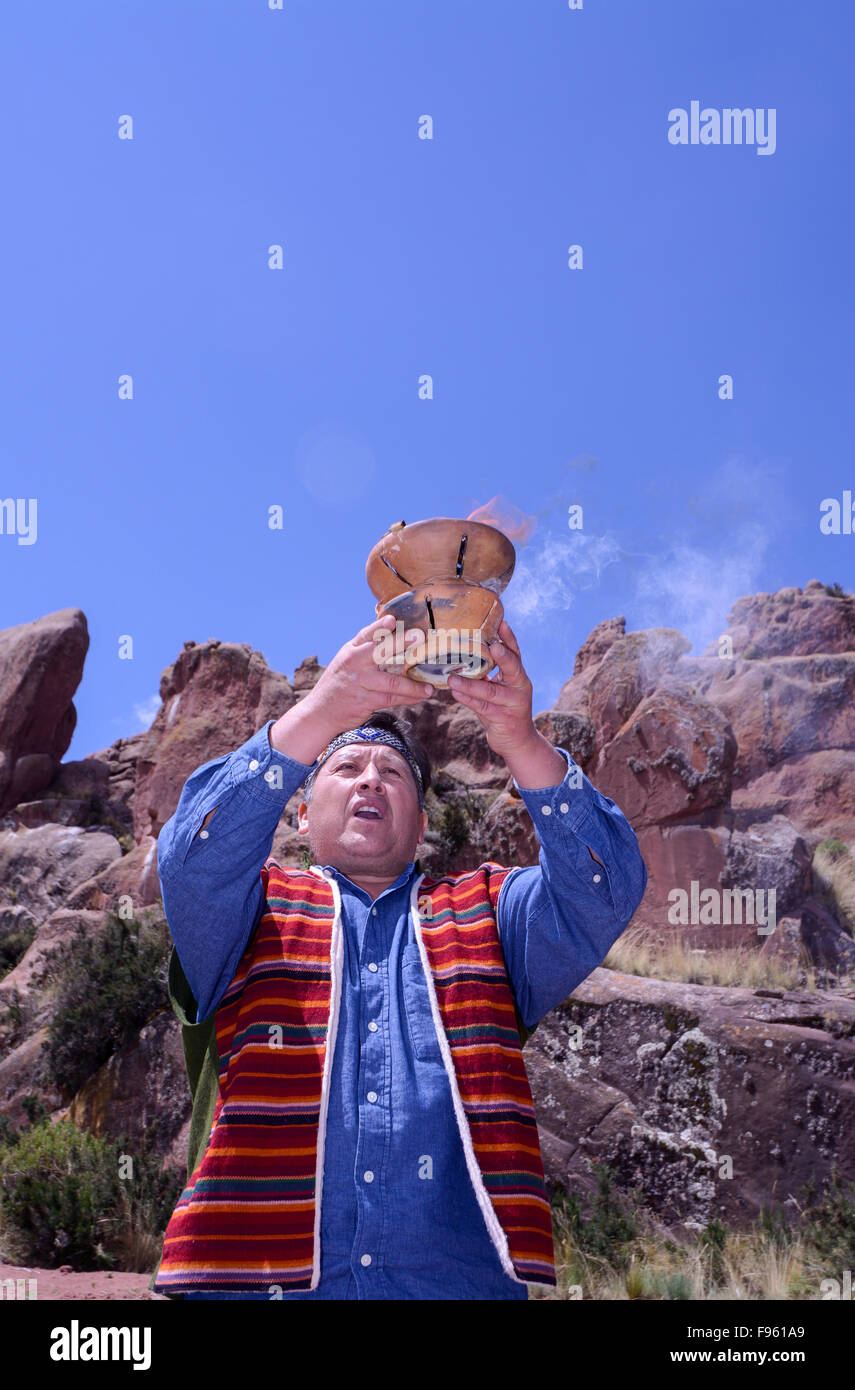 Peruvian shaman conducts ritual at Amaru Muru, a mysterious ‘doorway ...