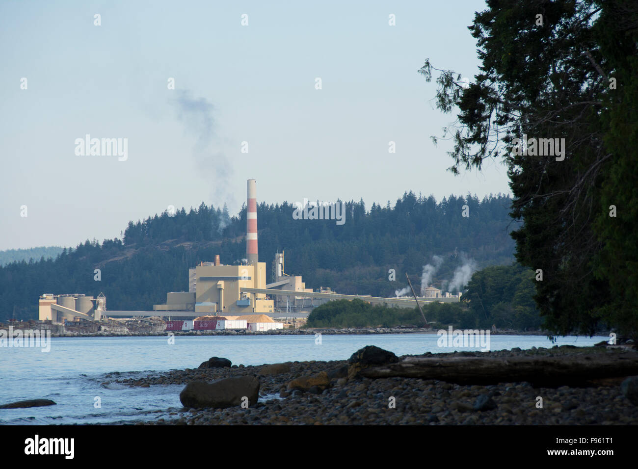 Powell river pulp mill hi-res stock photography and images - Alamy