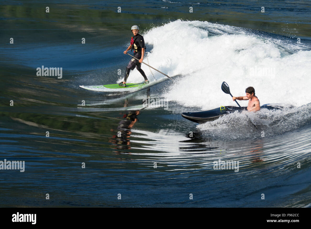 Whitewater paddleboard hi-res stock photography and images - Alamy