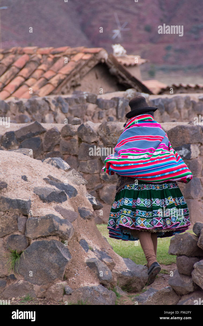 Peruvian village scenes Stock Photo - Alamy