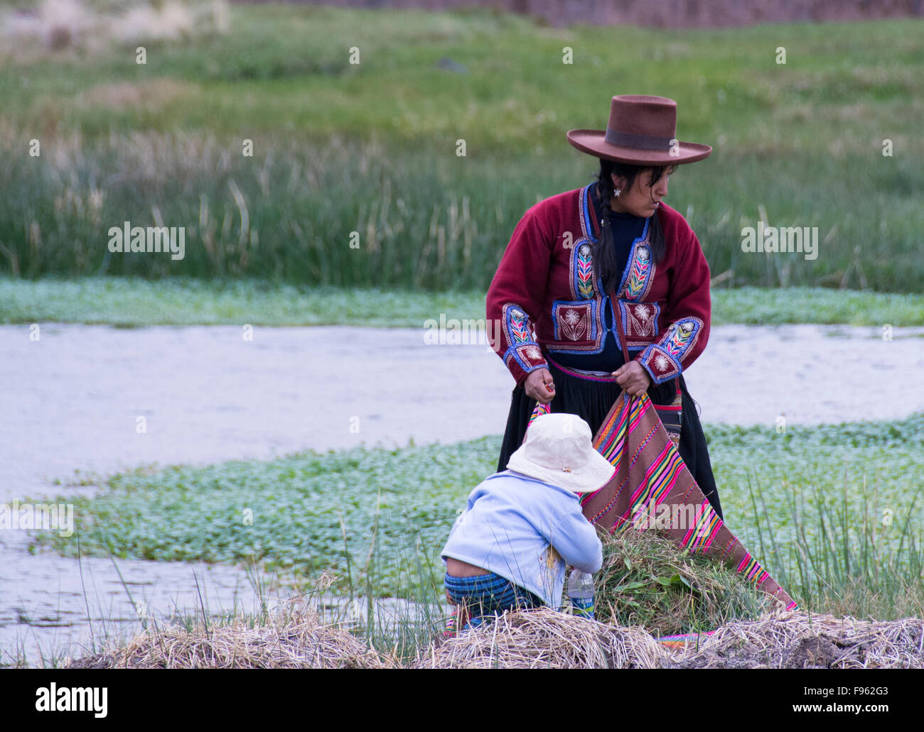 Peruvian village scenes Stock Photo - Alamy